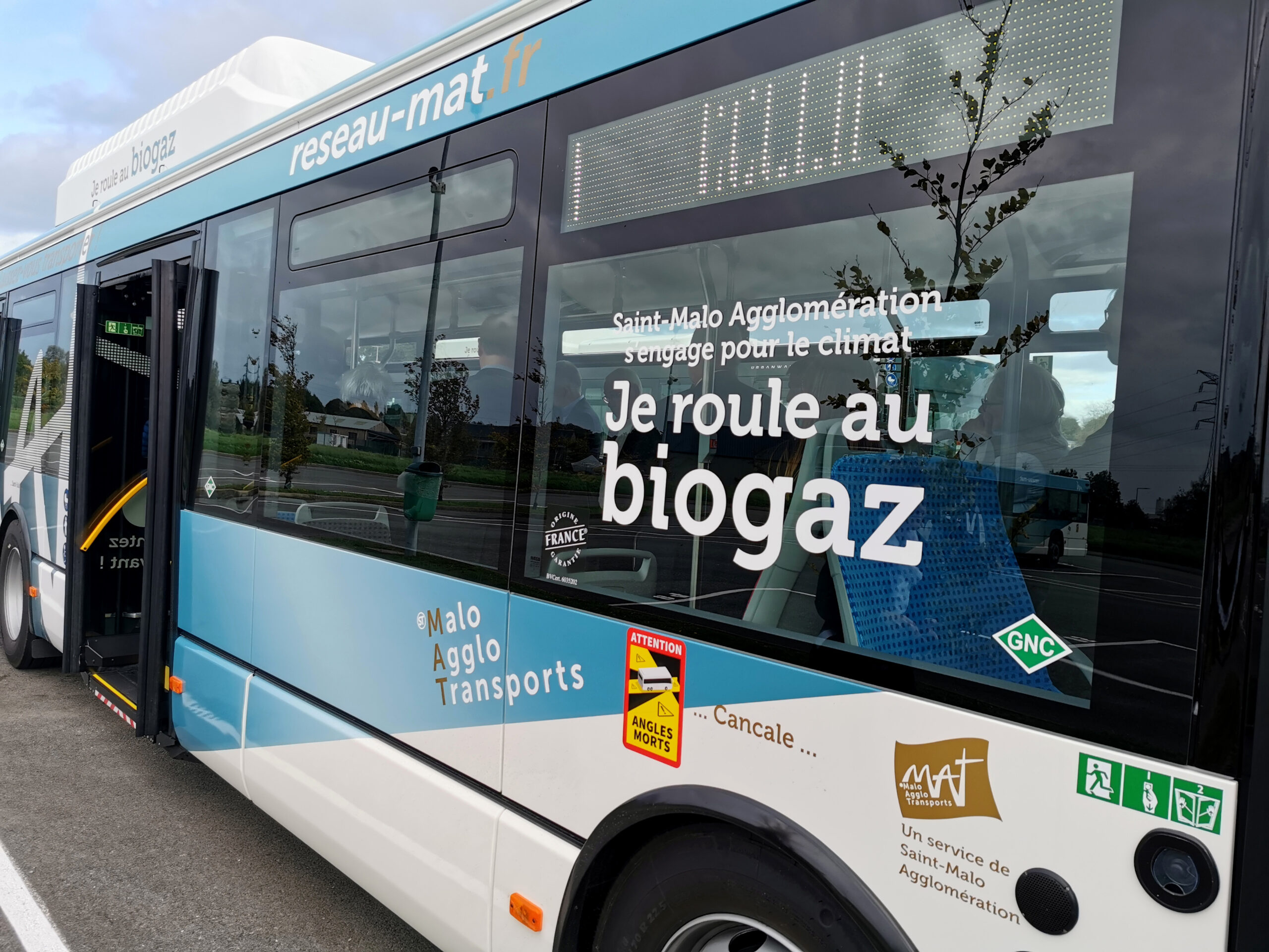 Avez-vous repéré nos premiers bus au biogaz ? – Saint-Malo Agglomération